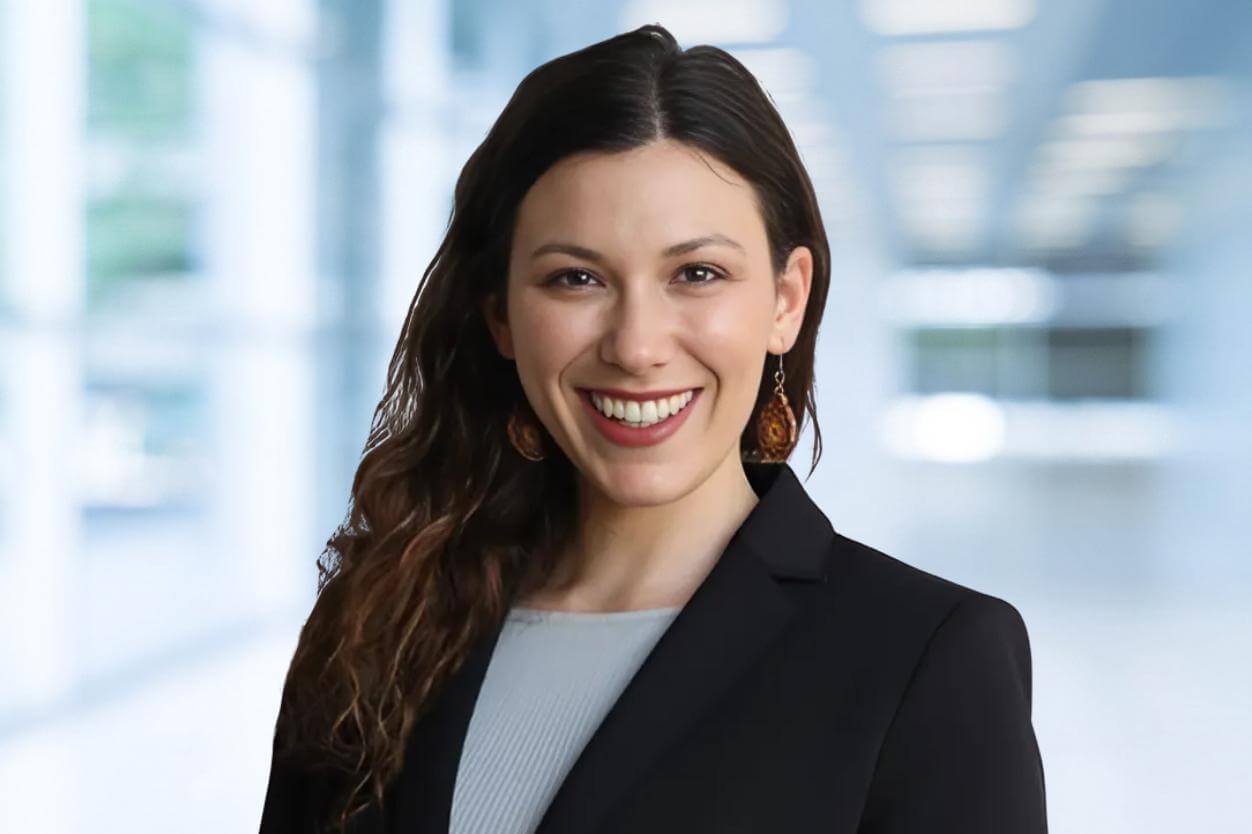 Sarah Davis : Abramson Labor Group